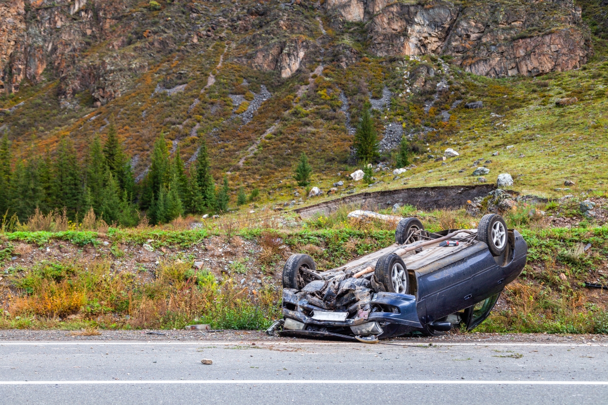 Main Causes of Rollover Accidents & How to Avoid Them | Kohn Law Firm